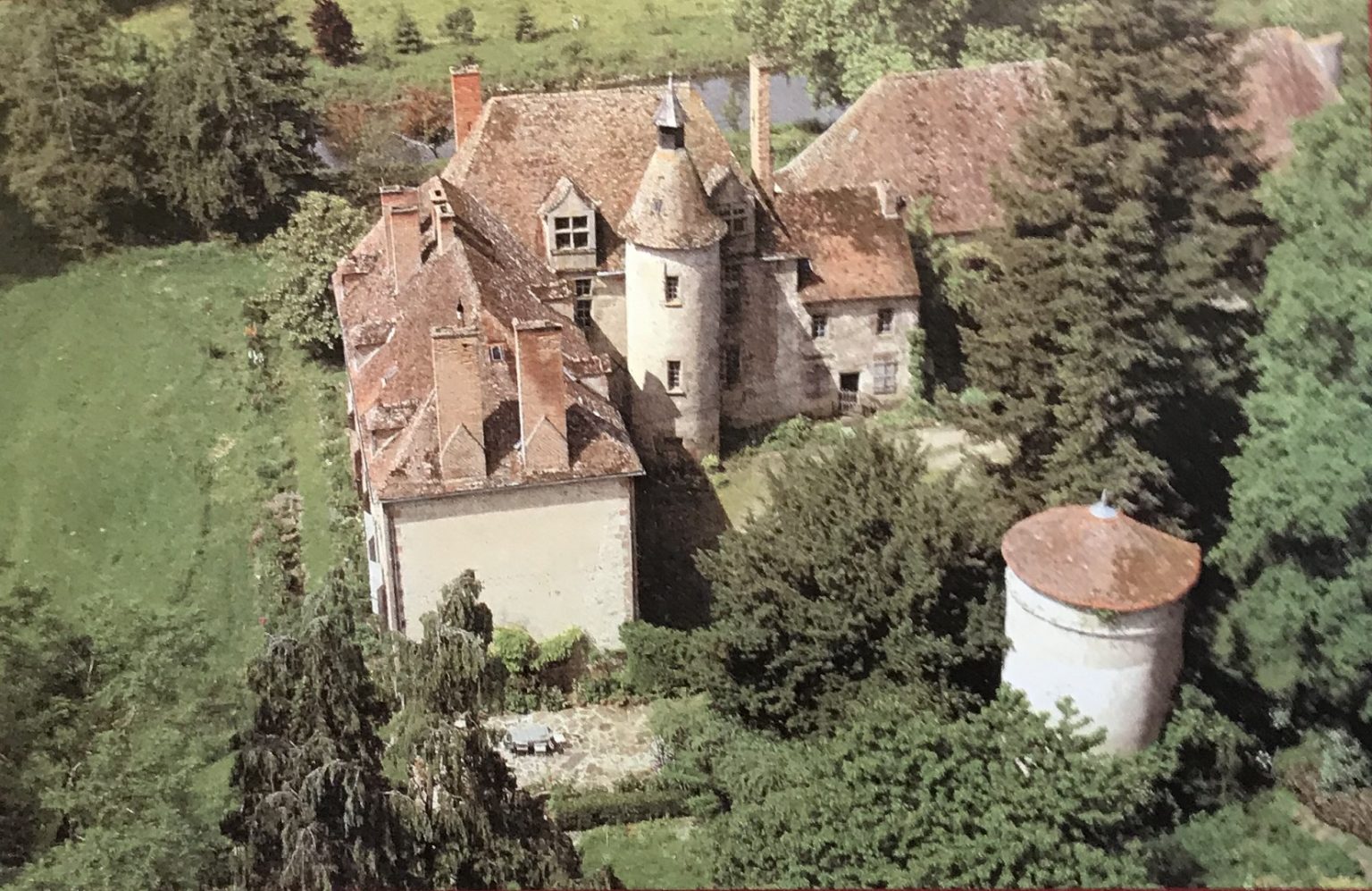 Bresnay - château de Givry - Mon Bourbonnais