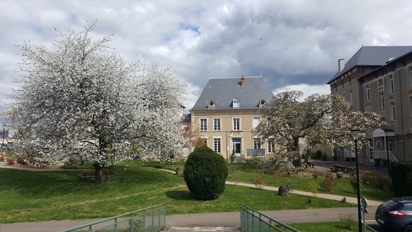 Avermes - Château de Champfeu - Mon Bourbonnais
